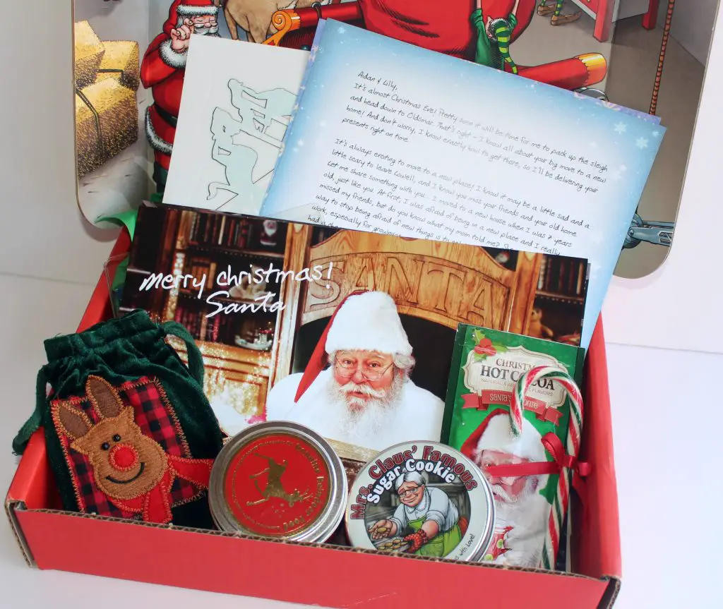 Creating Christmas Magic with PackagesFromSanta.com - The Mommyhood Life