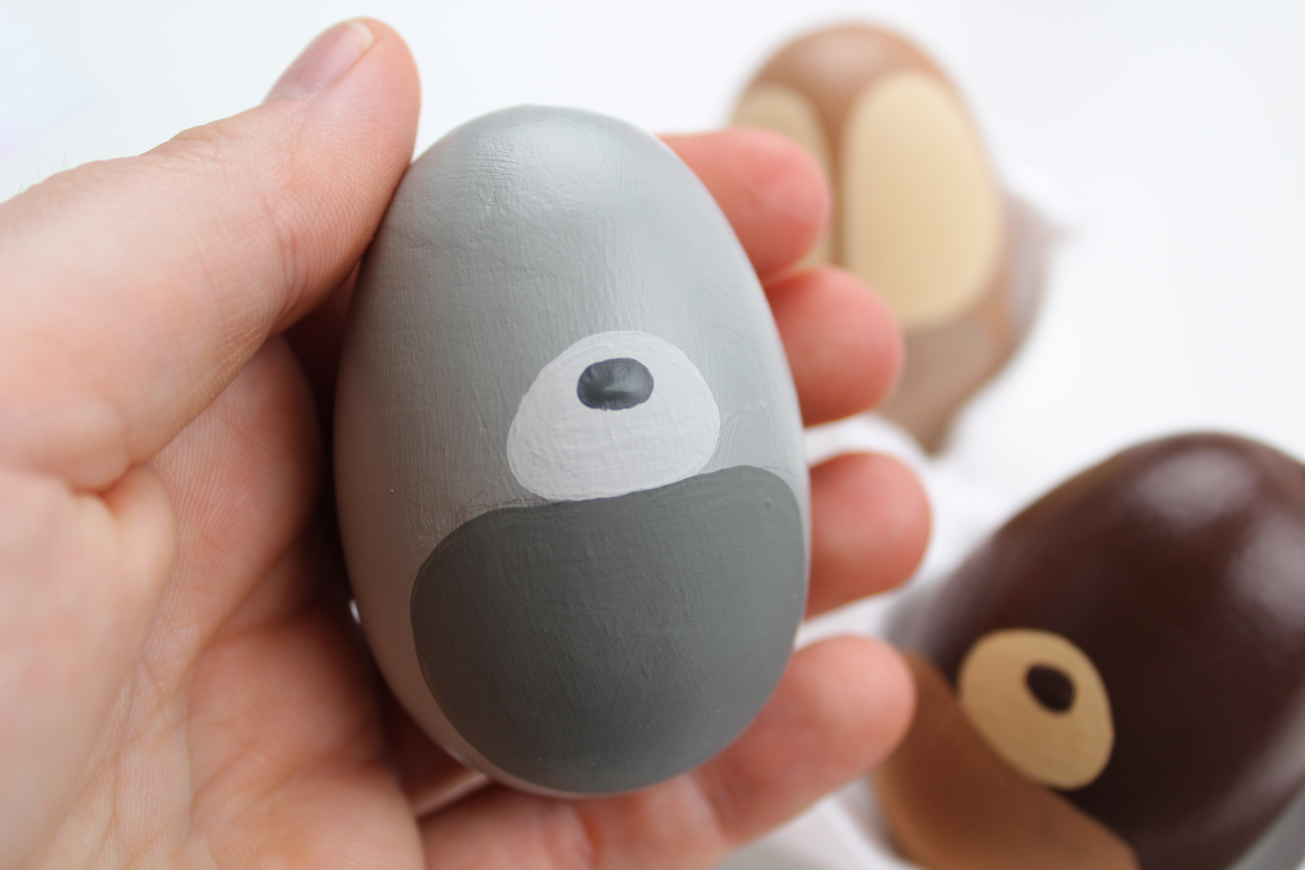 Adorable and Easy Woodland Animals Easter Egg Craft!