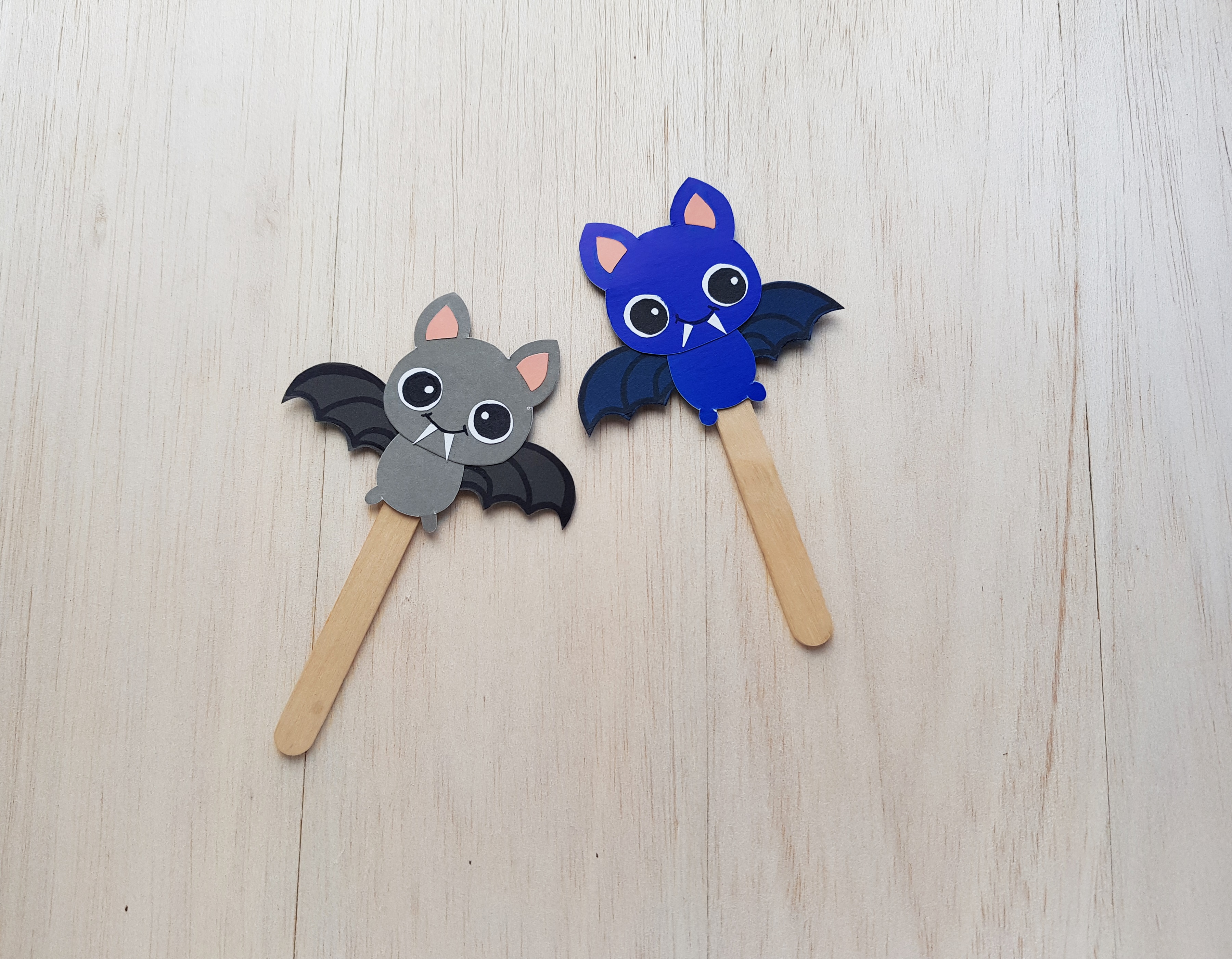 Bat Puppet Kids Paper Craft - The Mommyhood Life