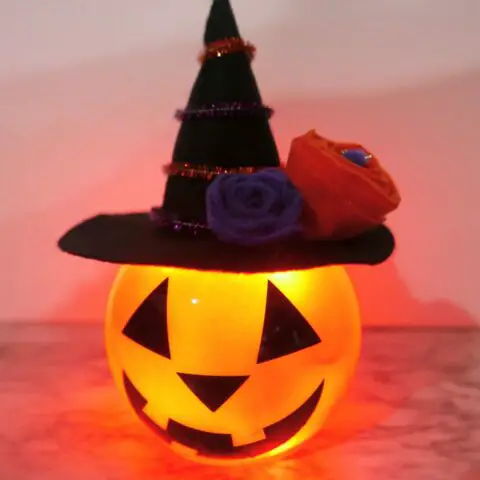Easy Fish Bowl Dollar Tree Pumpkin Craft with Free SVG Files